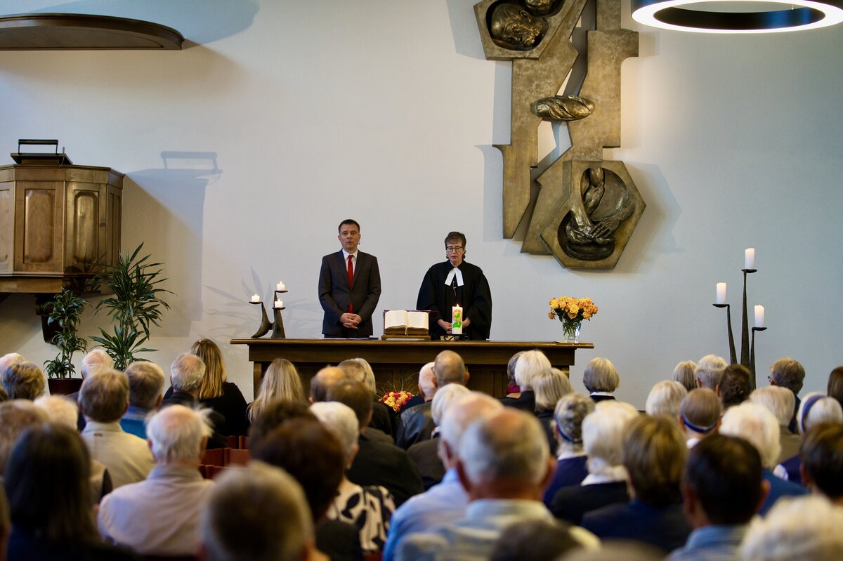 Reformierte Kirche Kriens: Susanne Hug-Maag als Pfarrerin eingesetzt ...